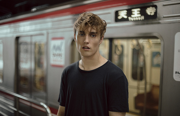 Sam Fender : "J’ai les meilleurs fans du monde" ! - Stars Are Underground
